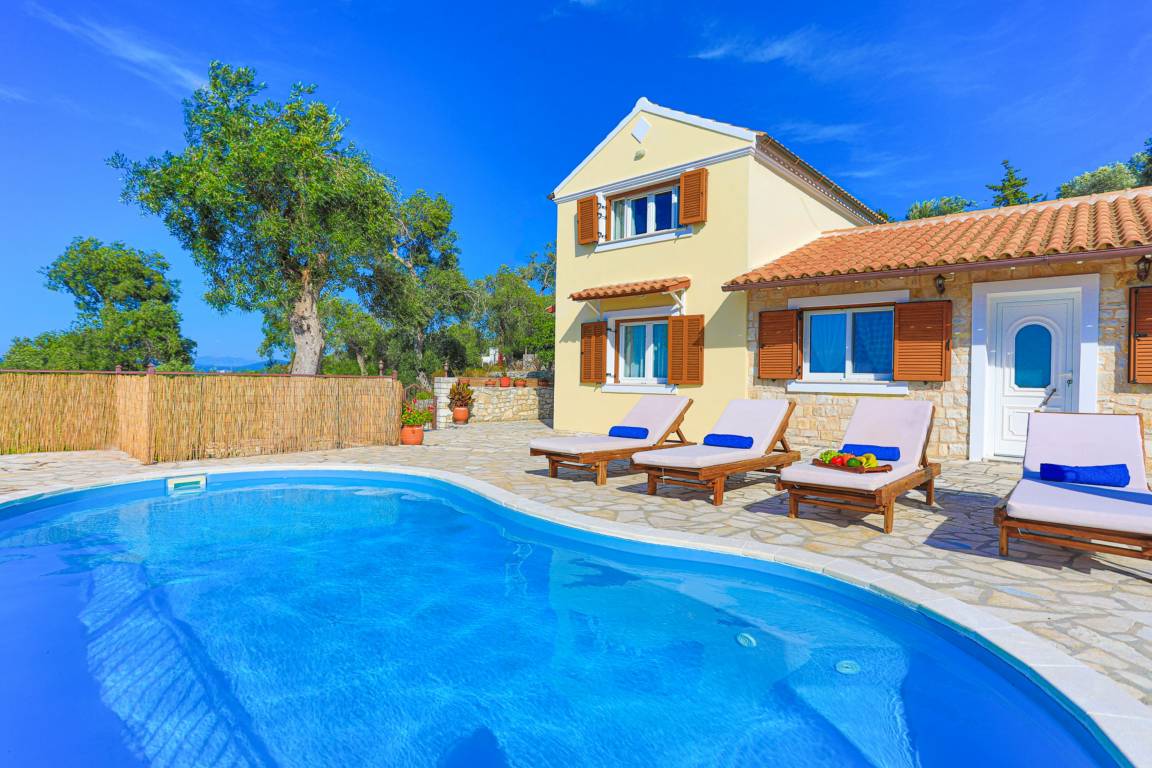 100 M² Villa ∙ 2 Schlafzimmer ∙ 4 Gäste - Paxos