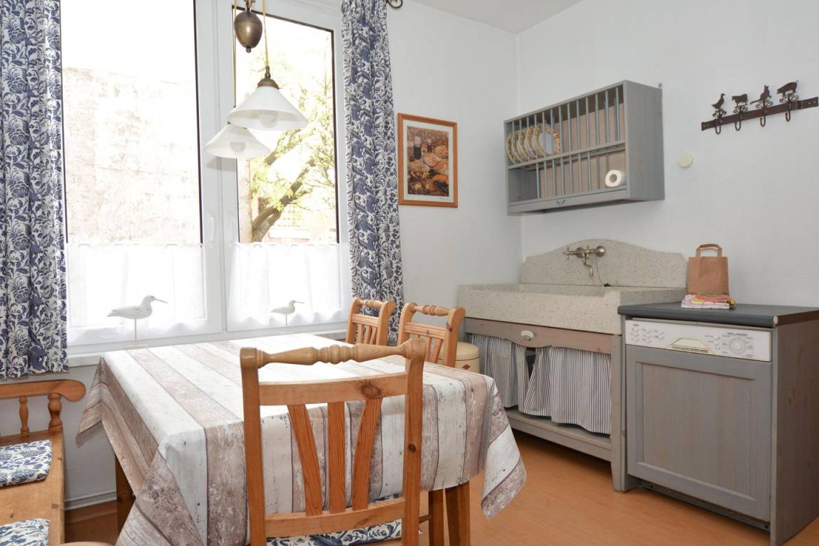 75 M² Apartment ∙ 2 Bedrooms ∙ 5 Guests - Borkum