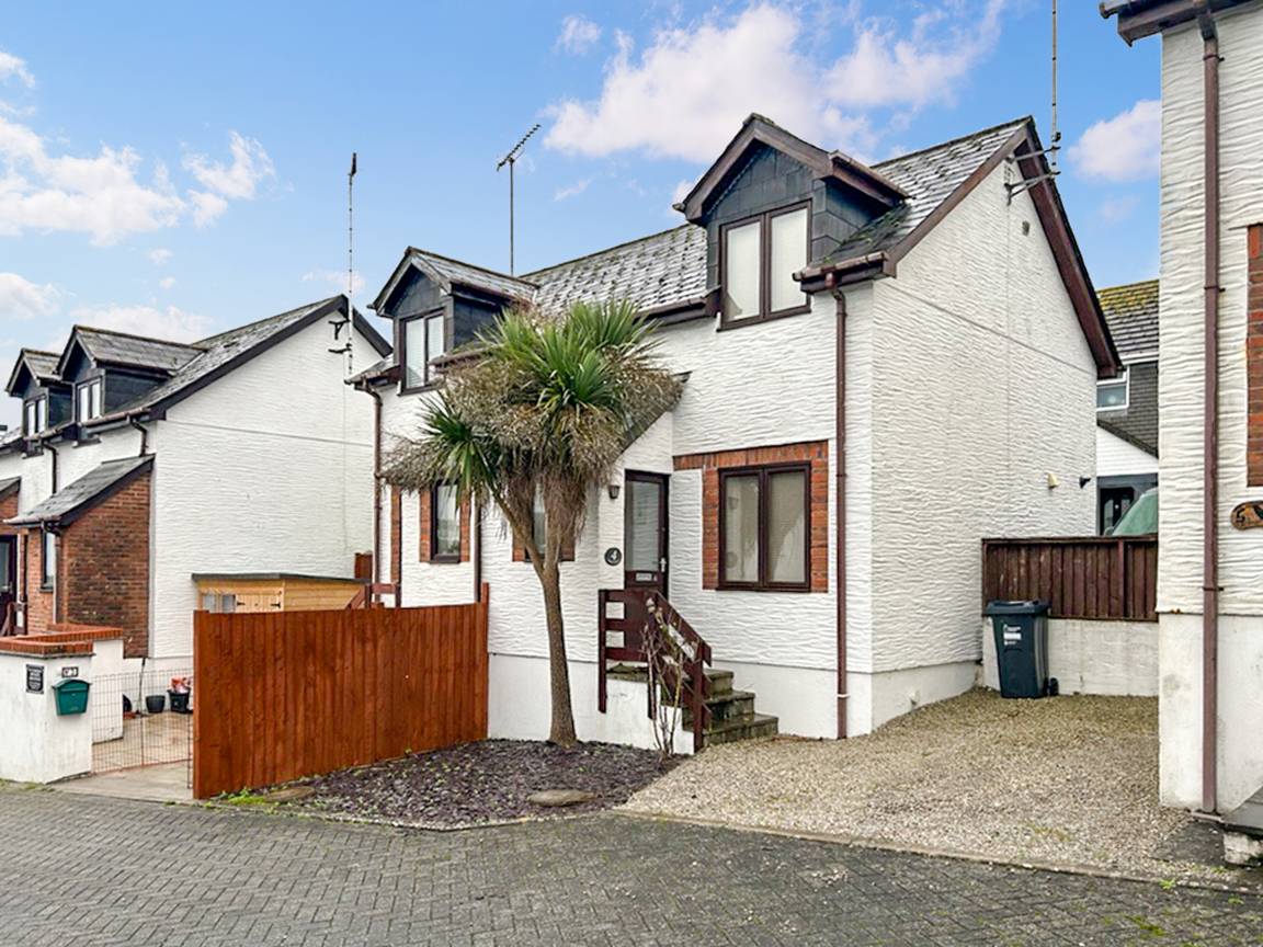 Cottage ∙ 2 Bedrooms ∙ 4 Guests - Newquay