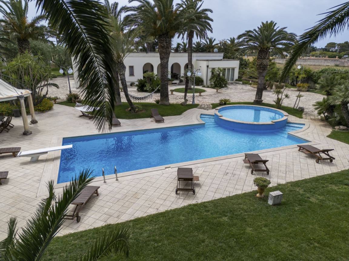 240 M² Ferienhaus ∙ 4 Schlafzimmer ∙ 10 Gäste - Porto Cesareo