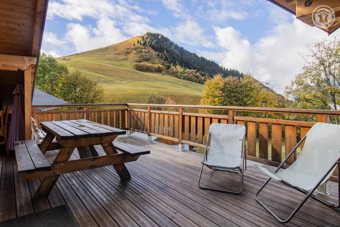 39 M² Gîte ∙ 3 Chambres ∙ 6 Personnes - Albiez-Montrond