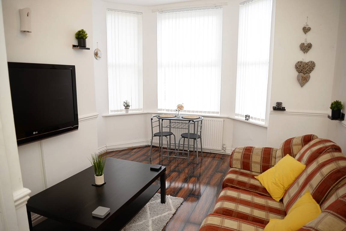 54 M² Apartment ∙ 1 Bedroom ∙ 3 Guests - Ormskirk