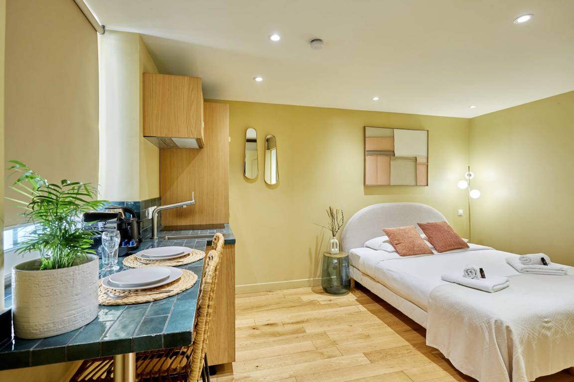 19 M² Appartement ∙ 1 Chambre ∙ 2 Personnes - Paris 1er Arrondissement