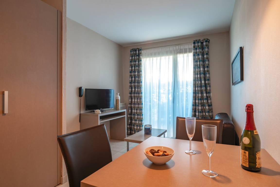 37 M² Appartement ∙ 1 Slaapkamer ∙ 4 Gasten - Concarneau