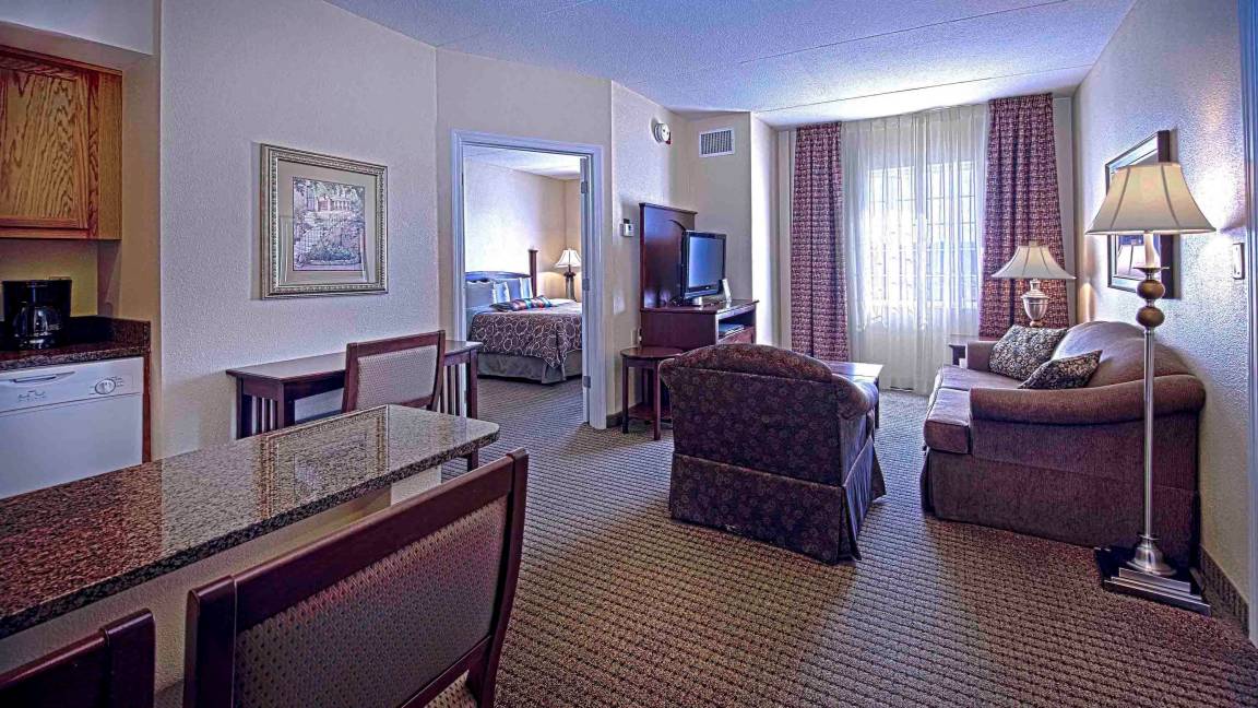 Condo ∙ 1 Bedroom ∙ 2 Guests - Chattanooga, TN