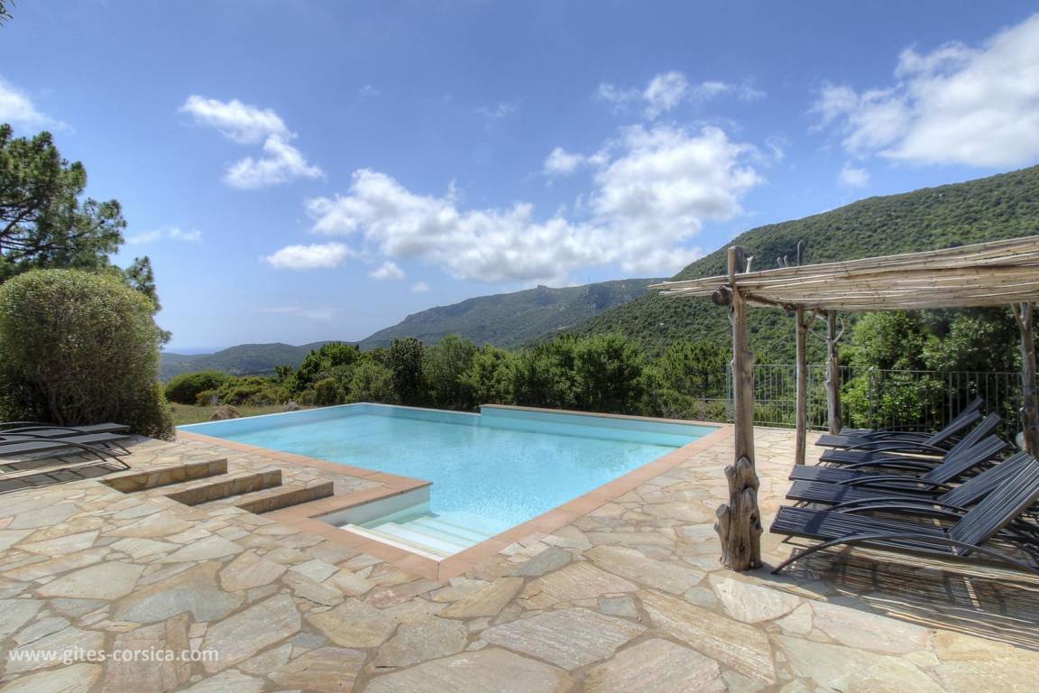 49 M² Gîte ∙ 2 Chambres ∙ 4 Personnes - Corse-du-Sud