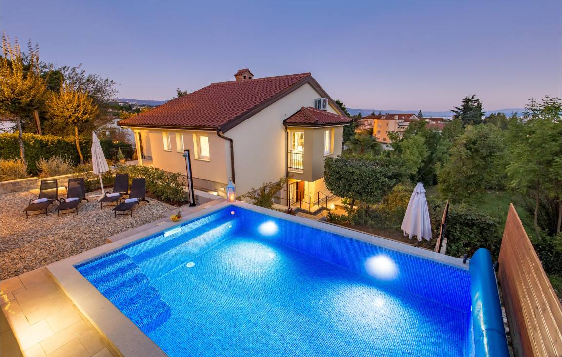 125 M² Ferienhaus ∙ 4 Schlafzimmer ∙ 9 Gäste - Opatija