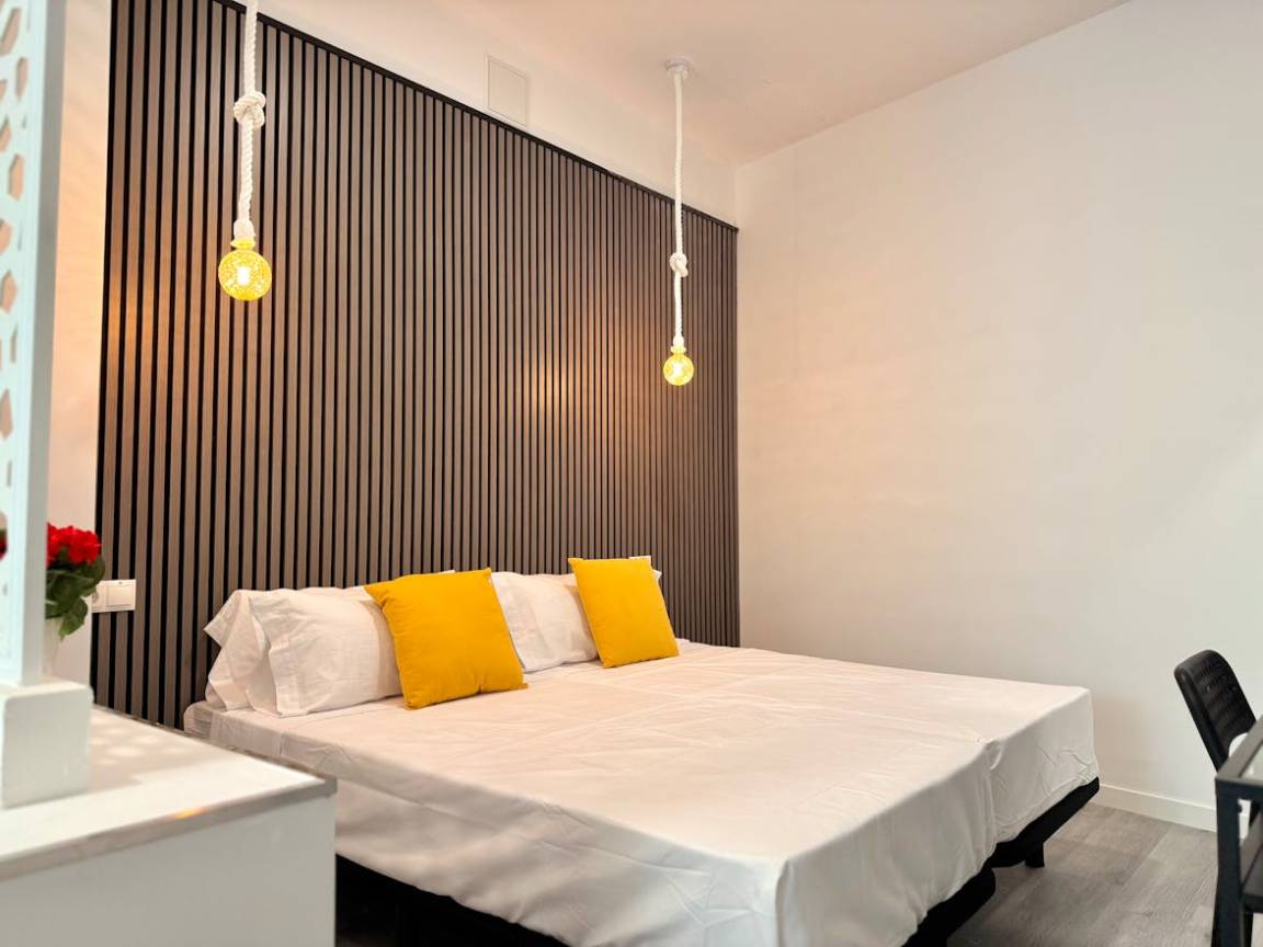 47 M² Apartamento ∙ 4 Huéspedes - Valencia