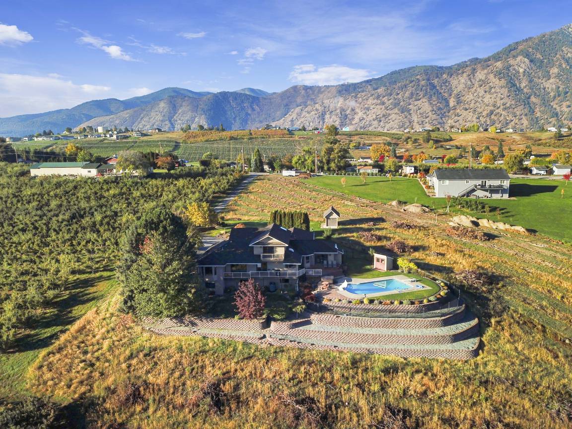 492 M² House ∙ 5 Bedrooms ∙ 8 Guests - Chelan, WA