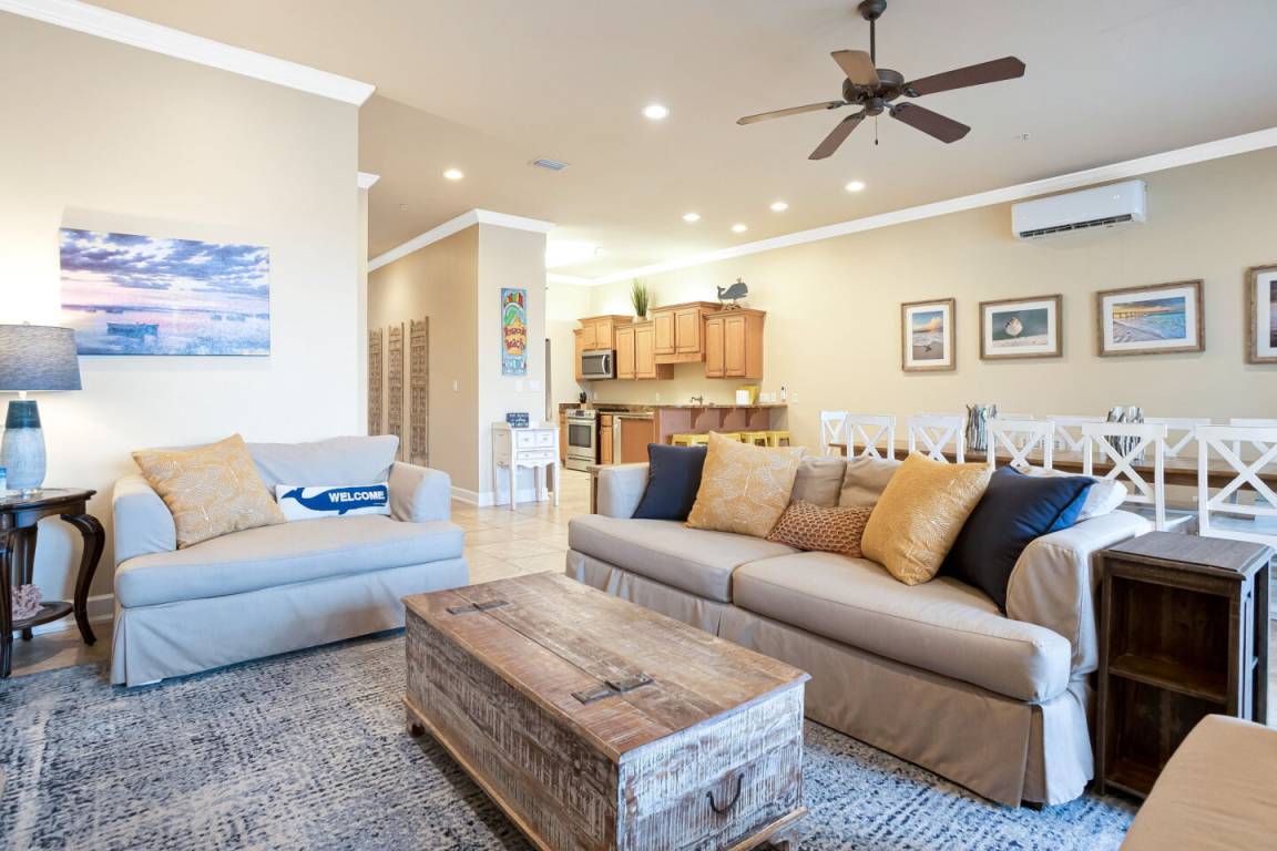 241 M² House ∙ 5 Bedrooms ∙ 15 Guests - Pensacola Beach, FL