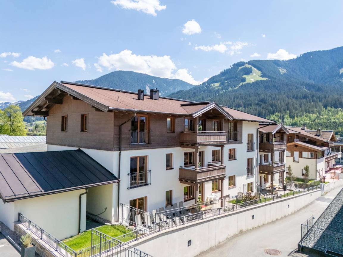 136 M² Apartment ∙ 5 Bedrooms ∙ 12 Guests - Kirchberg in Tirol
