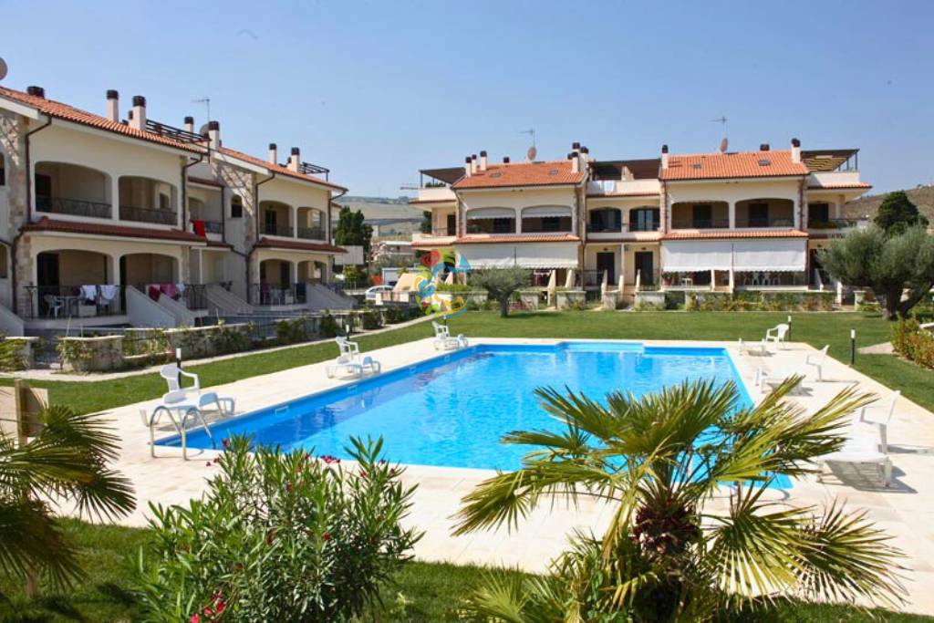 40 M² Appartamento Vacanza ∙ 1 Camera Da Letto ∙ 4 Ospiti - Pineto