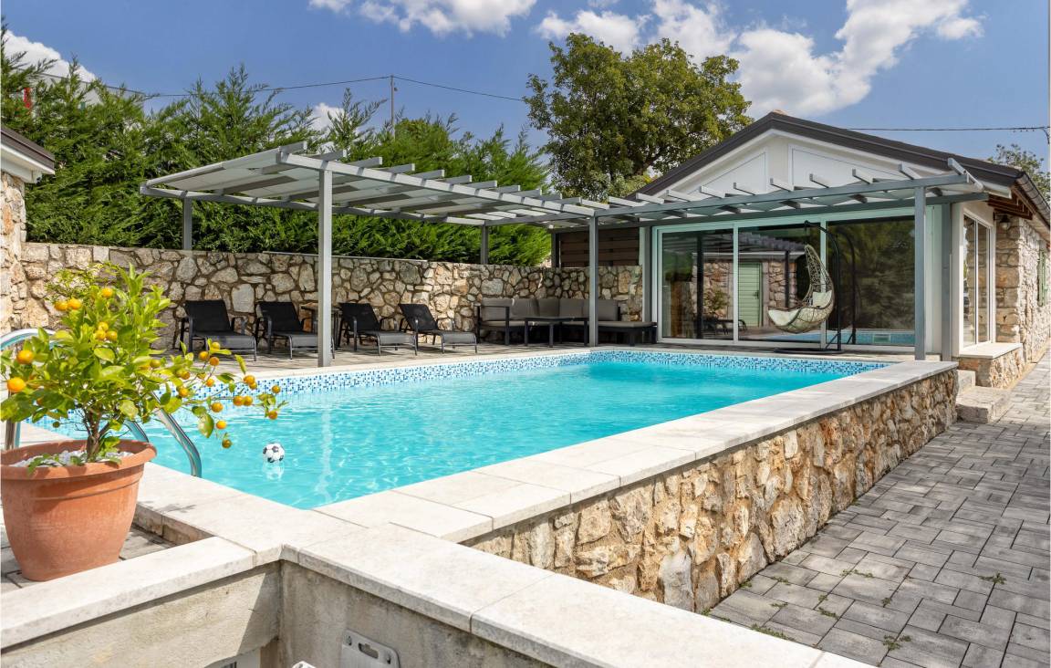 94 M² House ∙ 2 Bedrooms ∙ 6 Guests - Jadranovo