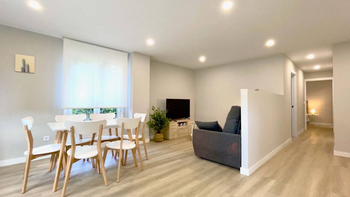 52 M² Apartamento ∙ 2 Habitaciones ∙ 6 Huéspedes - Vivero