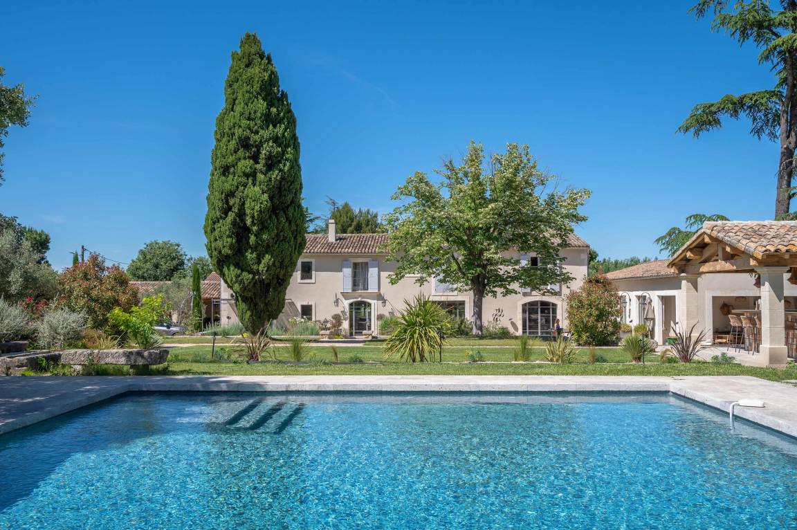 Apartment ∙ 6 Bedrooms ∙ 13 Guests - Maussane-les-Alpilles