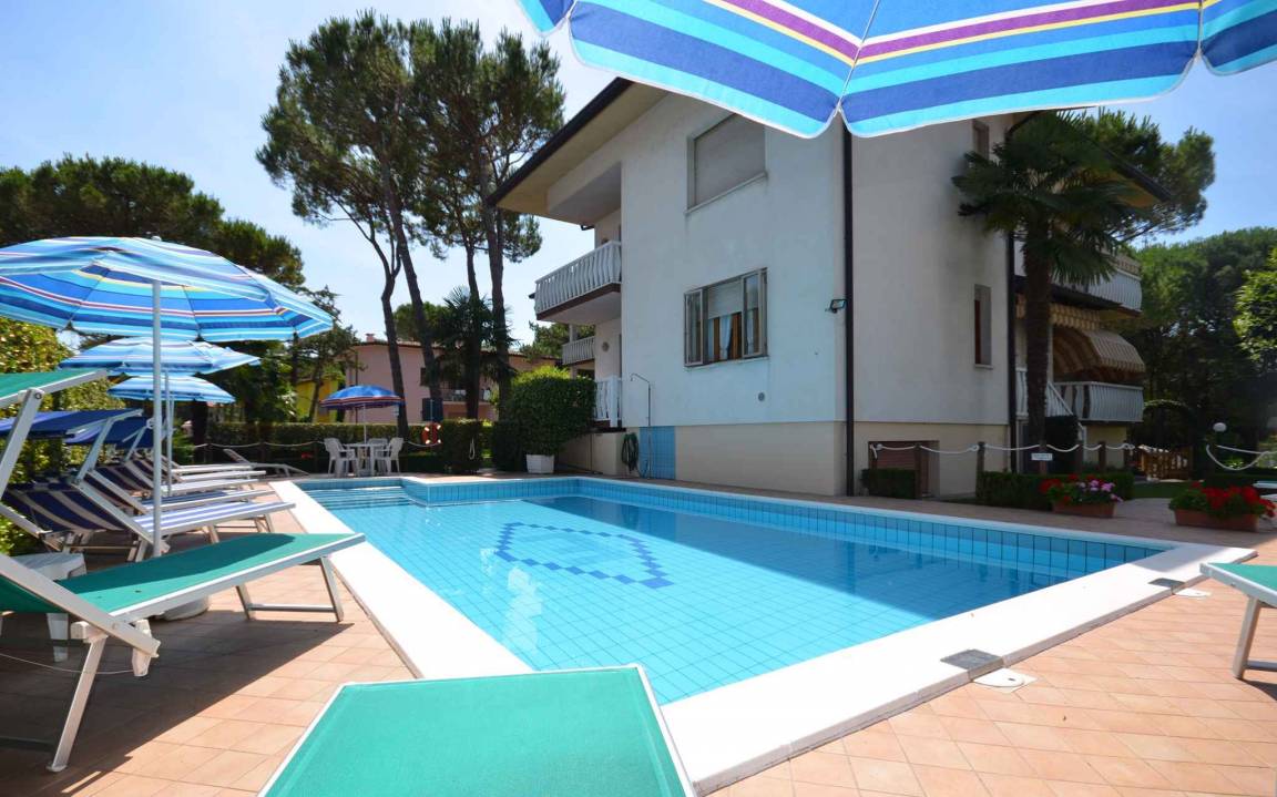 35 M² Appartamento ∙ 1 Camera Da Letto ∙ 4 Ospiti - Lignano Riviera