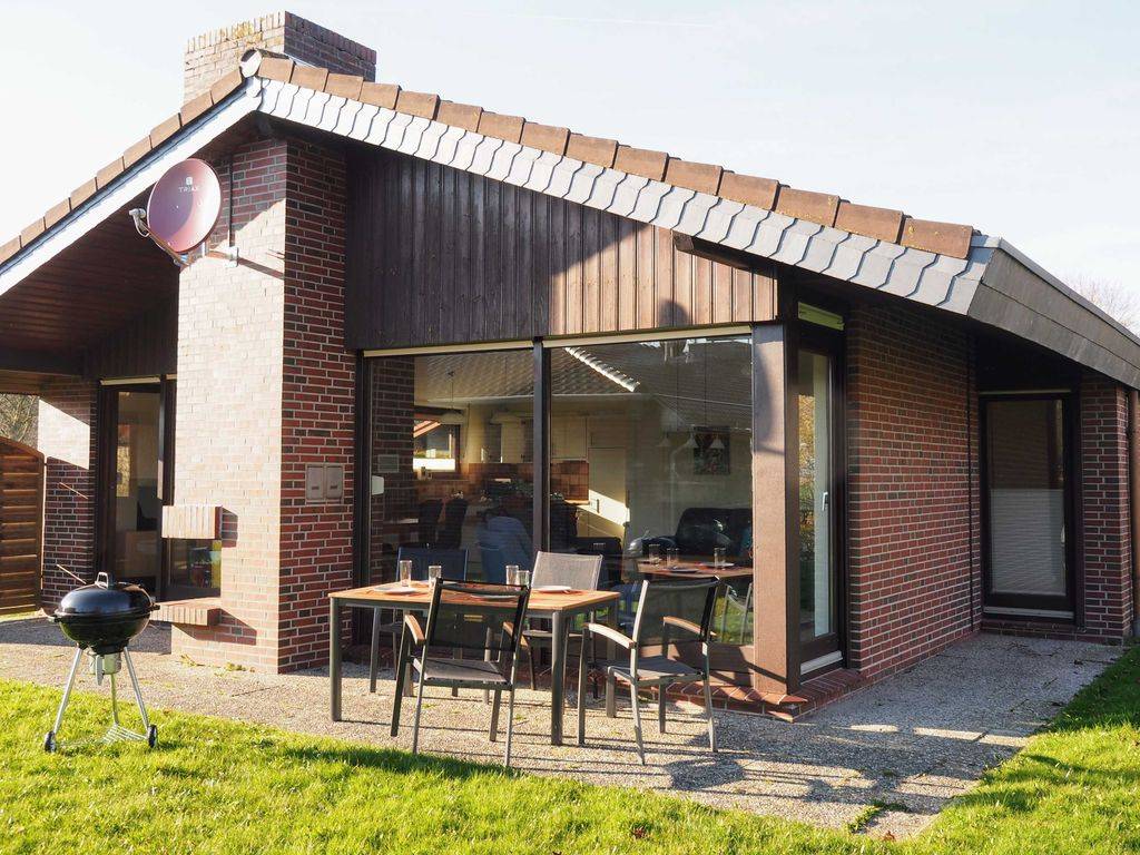 69 M² Ferienhaus ∙ 2 Schlafzimmer ∙ 5 Gäste - Butjadingen