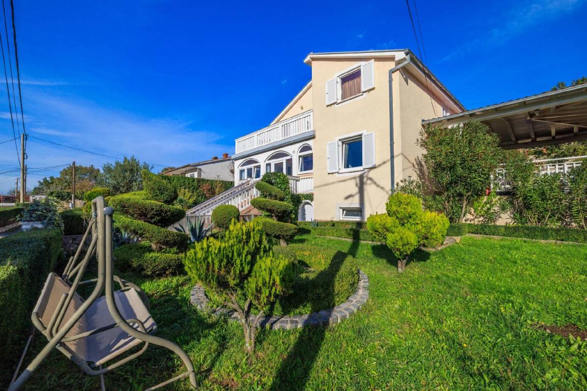 70 M² Apartment ∙ 3 Bedrooms ∙ 6 Guests - Crikvenica