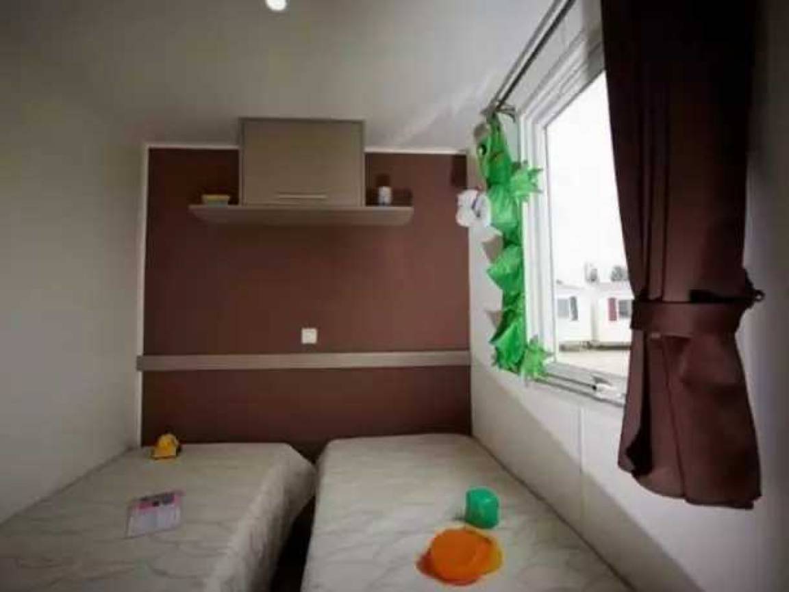 33 M² Camping ∙ 3 Chambres ∙ 8 Personnes - Le Gouffre