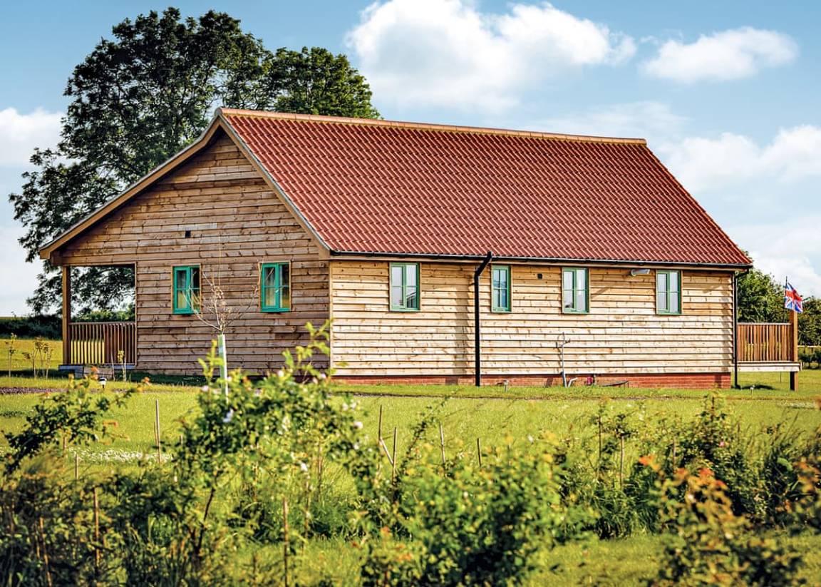 Chalet ∙ 2 Bedrooms ∙ 4 Guests - Suffolk