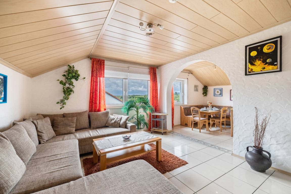 90 M² Apartment ∙ 2 Bedrooms ∙ 6 Guests - Lichtenstein