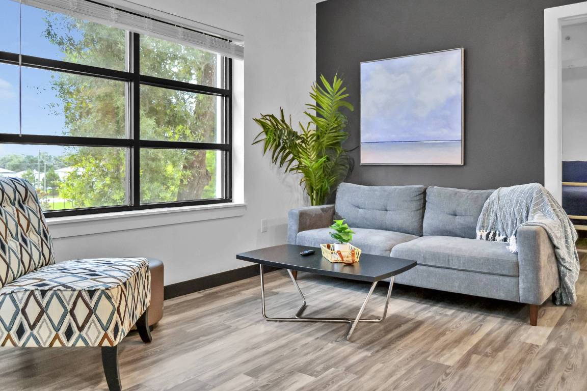 88 M² Apartment ∙ 2 Bedrooms ∙ 4 Guests - Zephyrhills, FL