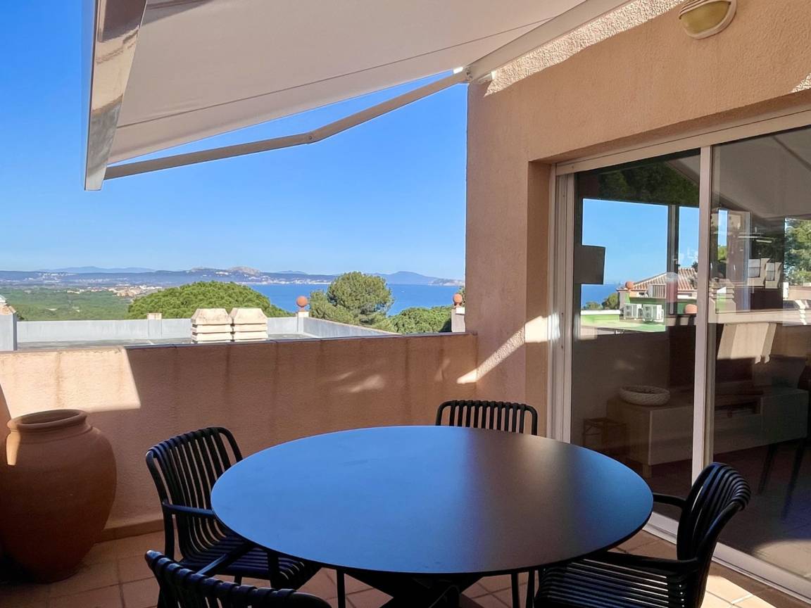 60 M² Apartamento ∙ 2 Habitaciones ∙ 4 Huéspedes - Aiguablava, España