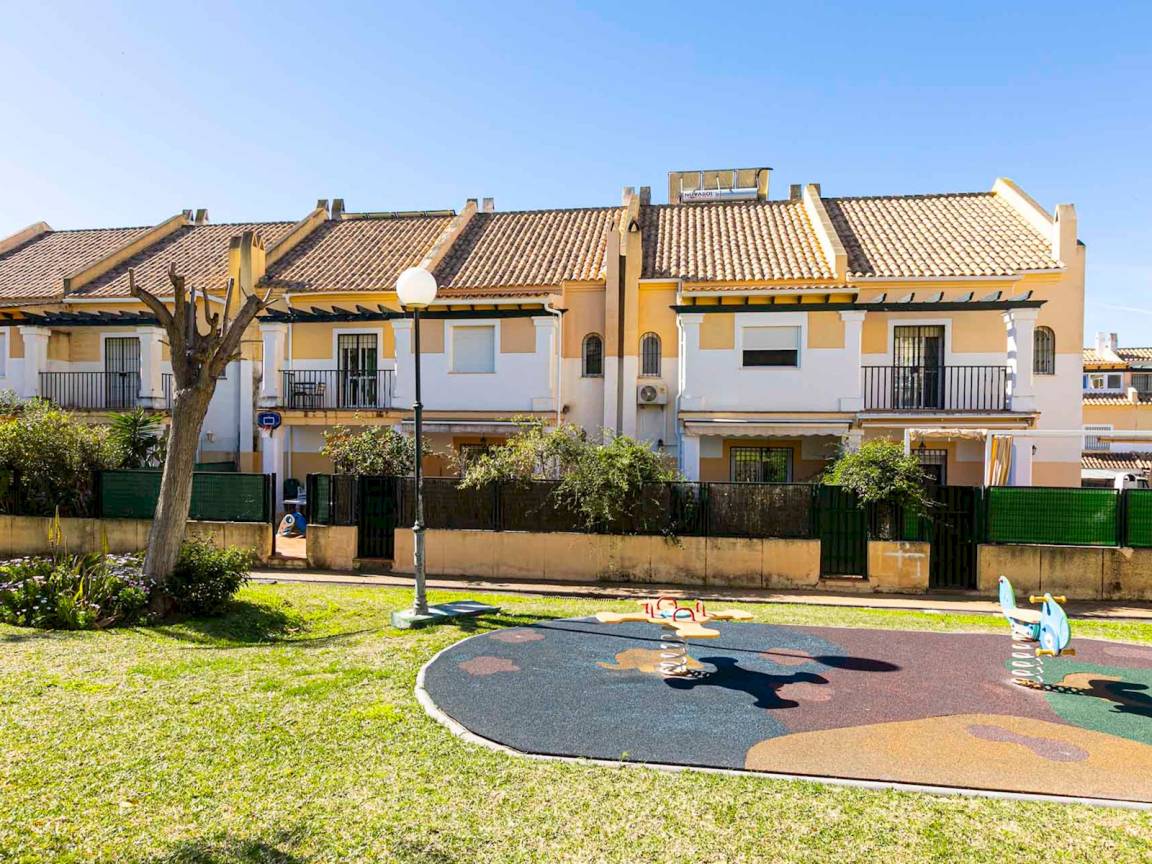 111 M² House ∙ 3 Bedrooms ∙ 7 Guests - Puerto Banús