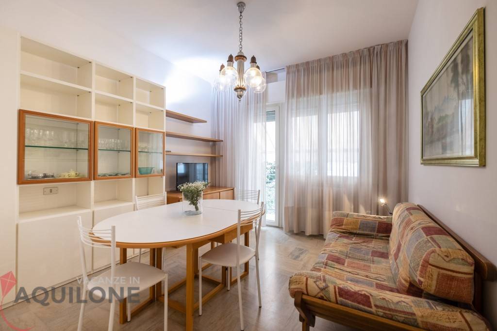 75 M² Huoneisto ∙ 2 Makuuhuonetta ∙ 5 Vierasta - Riccione