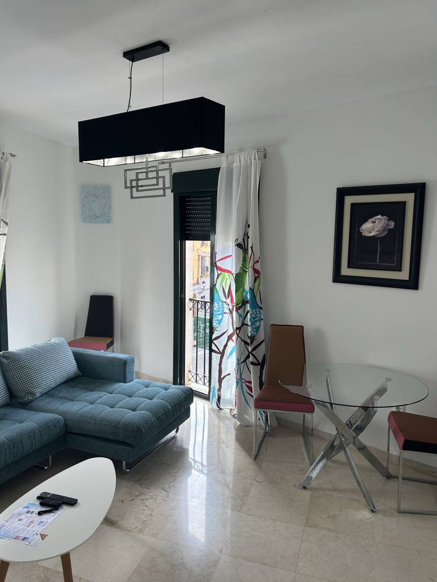 65 M² Apartment ∙ 1 Bedroom ∙ 3 Guests - Malaga