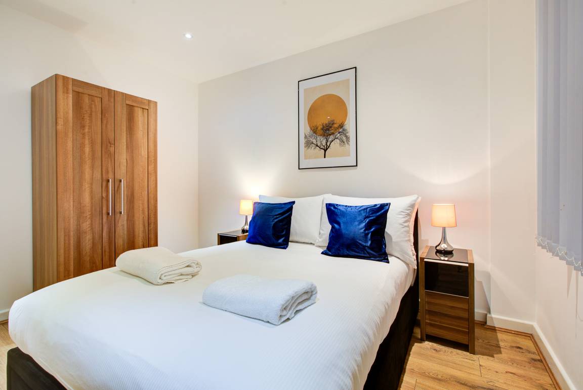 Apartment ∙ 2 Bedrooms ∙ 4 Guests - London
