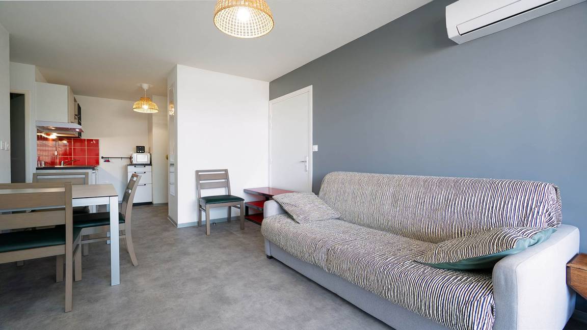 35 M² Appartement ∙ 1 Slaapkamer ∙ 4 Gasten - Valras-Plage