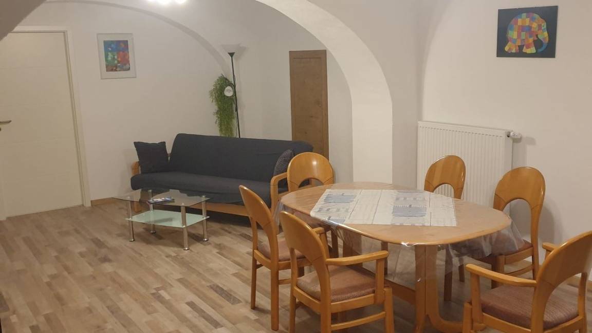 80 M² Ferienwohnung ∙ 2 Schlafzimmer ∙ 5 Gäste - Pfarrkirchen