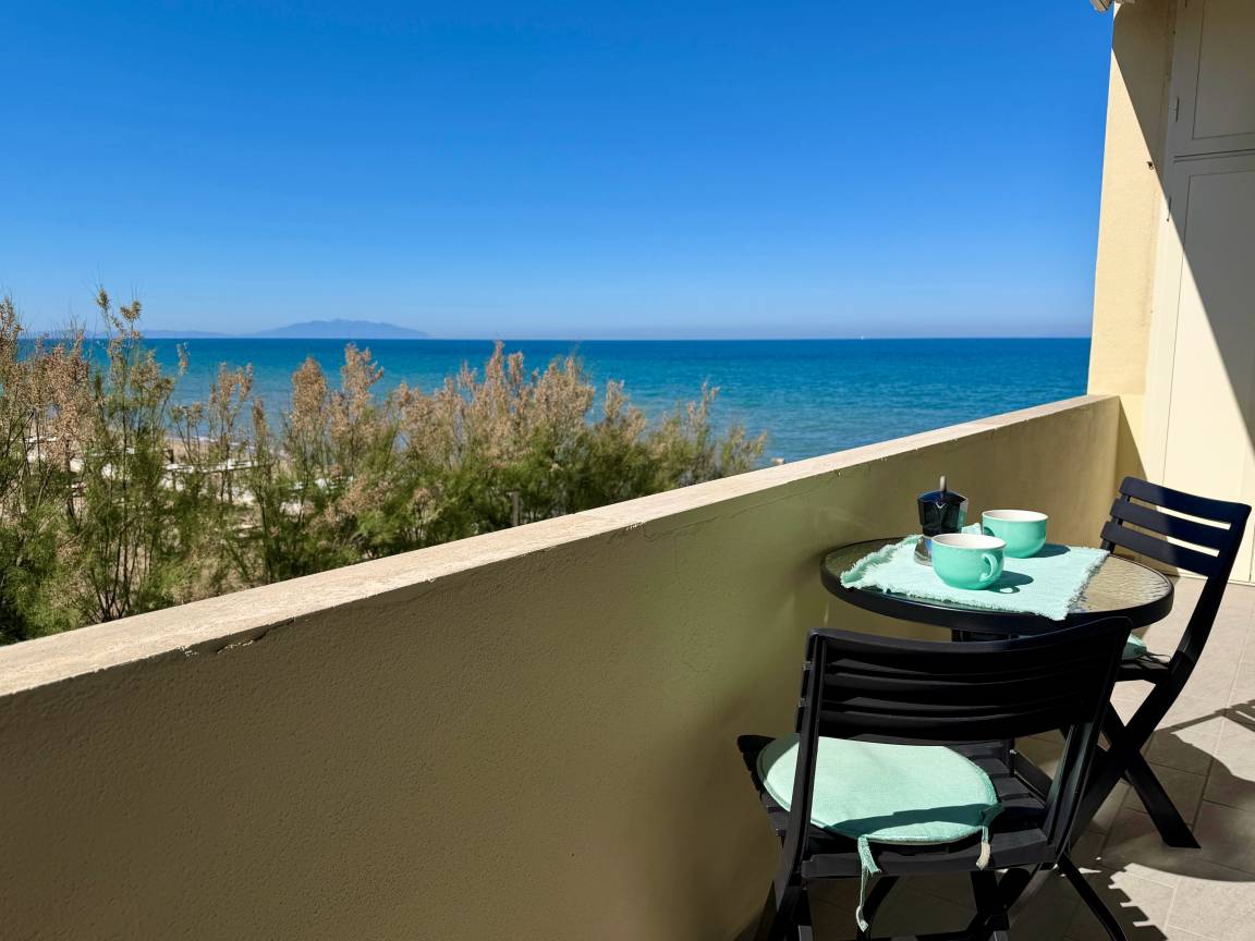 Apartment ∙ 2 Bedrooms ∙ 4 Guests - San Vincenzo