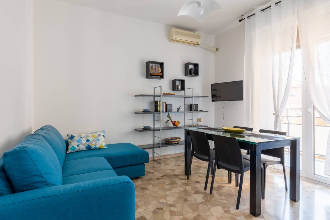 90 M² Apartment ∙ 2 Bedrooms ∙ 6 Guests - Bologna