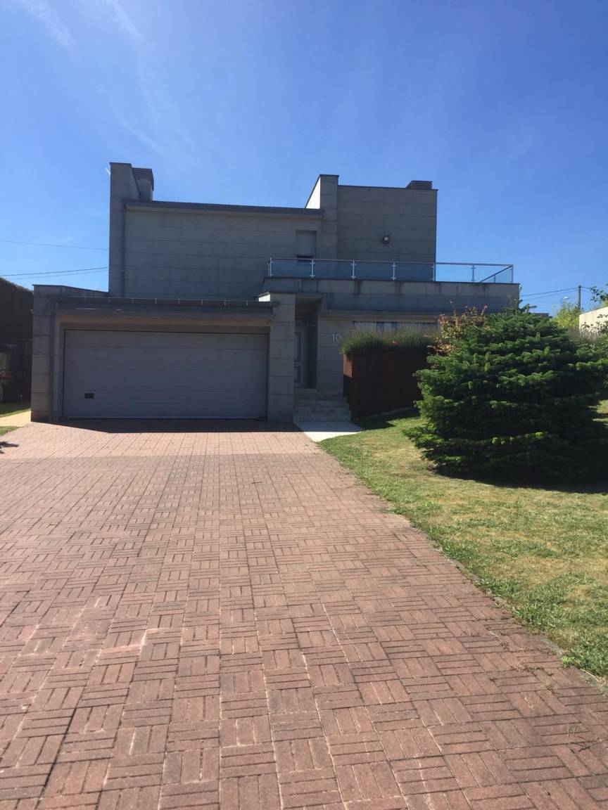 500 M² Chalet ∙ 4 Habitaciones ∙ 7 Huéspedes - Cantabria