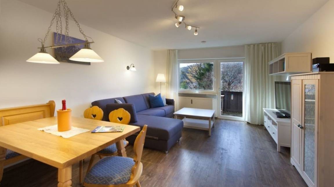 57 M² Apartment ∙ 1 Bedroom ∙ 4 Guests - Mittenwald