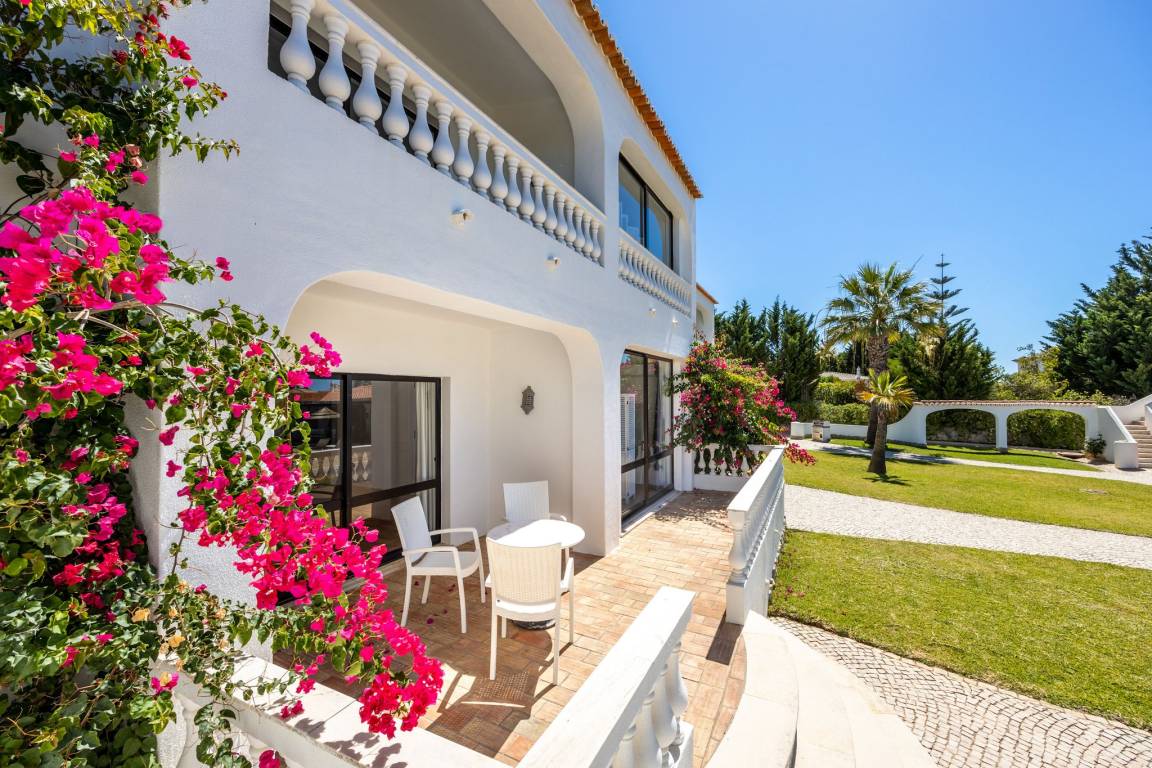 Villa ∙ 16 Chambres ∙ 40 Personnes - Ferragudo