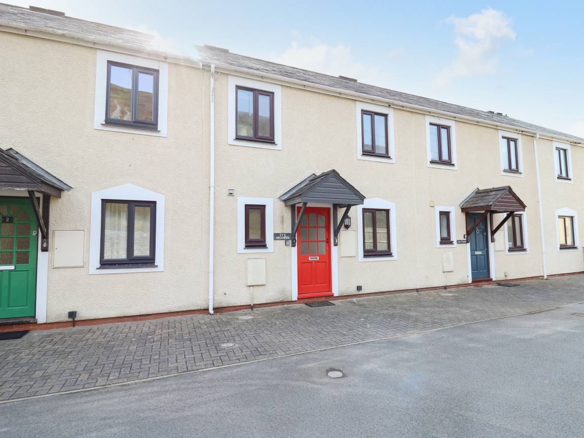 Cottage ∙ 3 Bedrooms ∙ 8 Guests - Borth