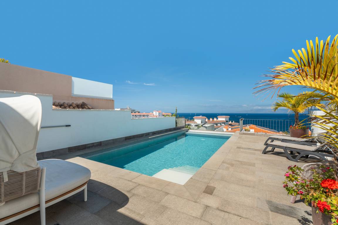 300 M² Villa ∙ 4 Slaapkamers ∙ 12 Gasten - Santiago del Teide