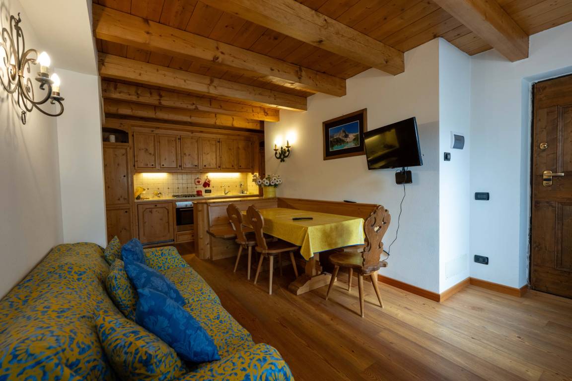 80 M² Appartamento Vacanza ∙ 3 Camere Da Letto ∙ 8 Ospiti - Borca di Cadore