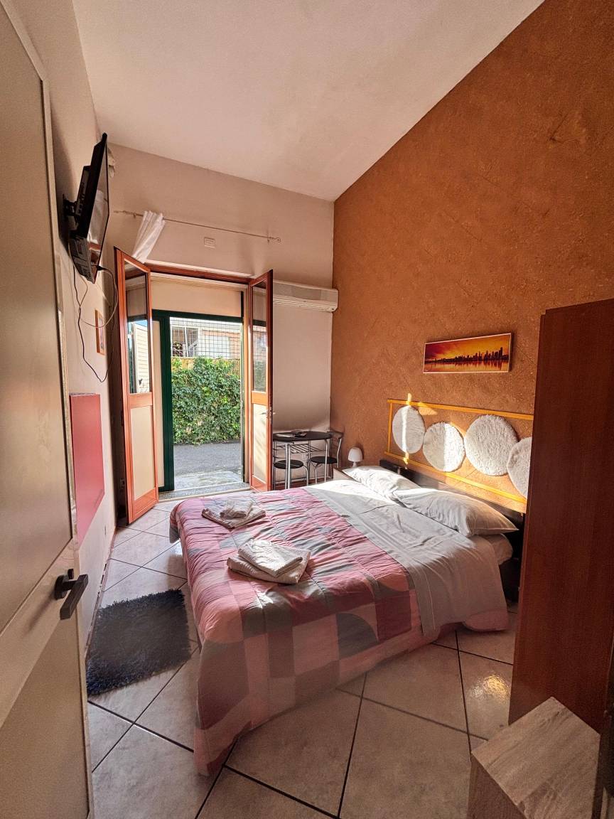 200 M² House ∙ 8 Bedrooms ∙ 20 Guests - Catania