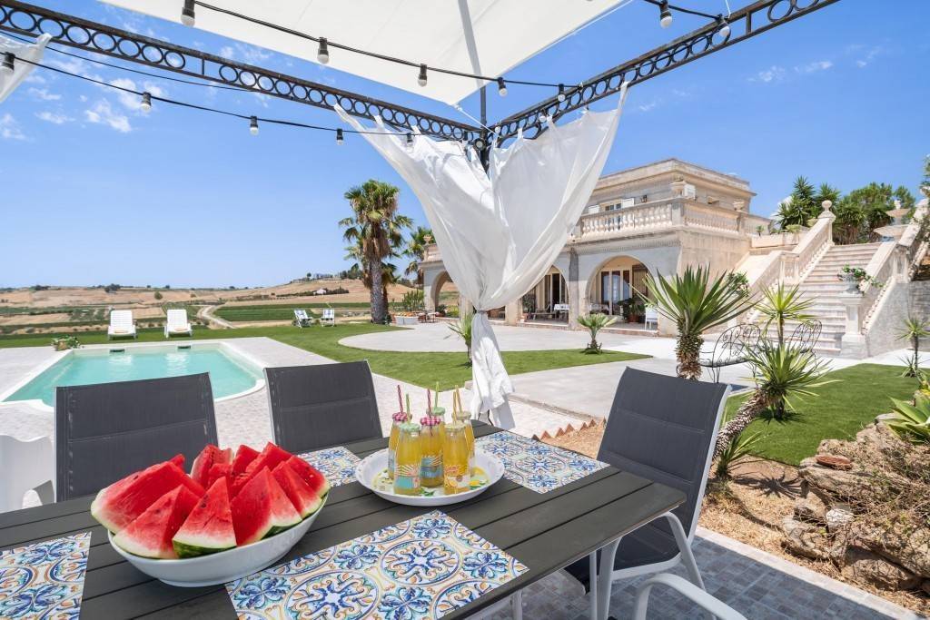 270 M² Villa ∙ 3 Habitaciones ∙ 8 Huéspedes - Menfi