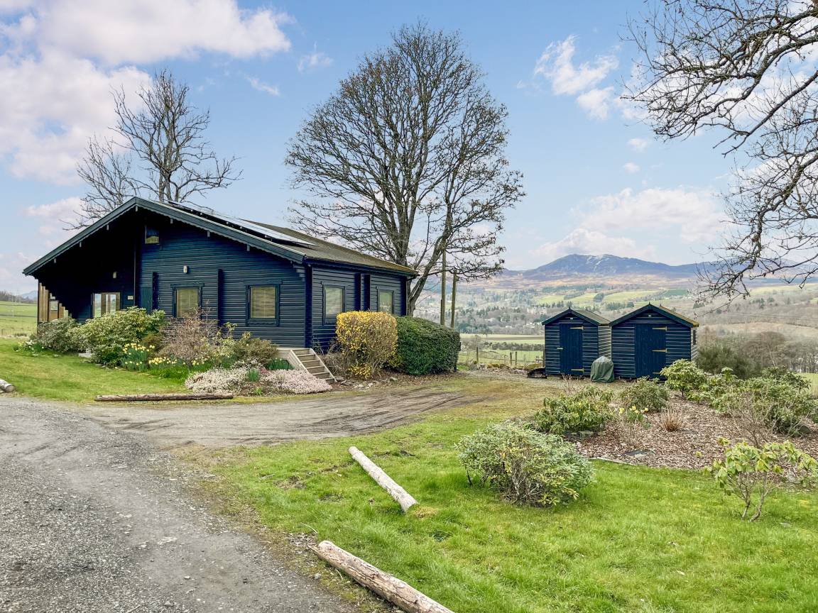 Cottage ∙ 3 Bedrooms ∙ 6 Guests - Blair Atholl