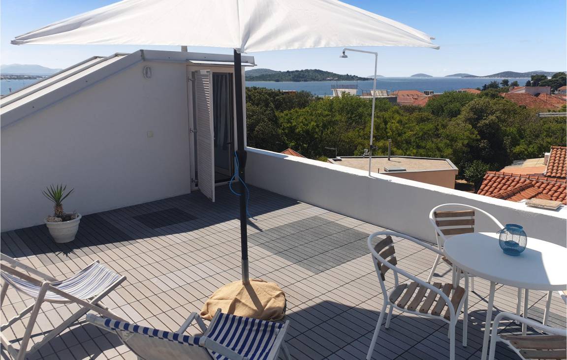 100 M² Ferienhaus ∙ 3 Schlafzimmer ∙ 6 Gäste - Vodice