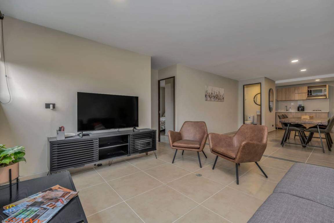 Apartment ∙ 2 Bedrooms ∙ 5 Guests - Medellin, Antioquia, Colombia