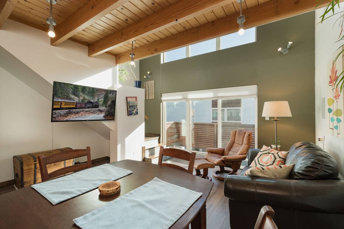 Condo ∙ 1 Bedroom ∙ 3 Guests - Durango, CO