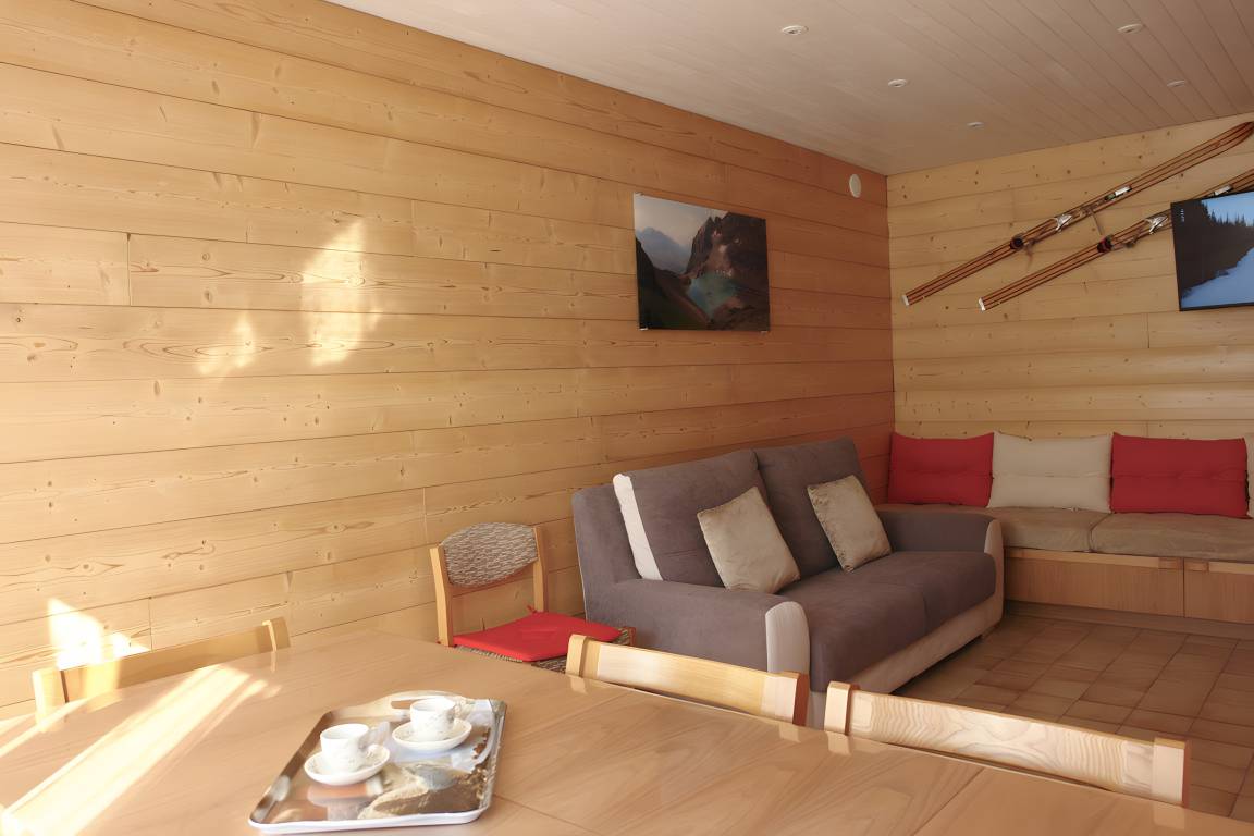80 M² Apartment ∙ 3 Bedrooms ∙ 7 Guests - Briançon