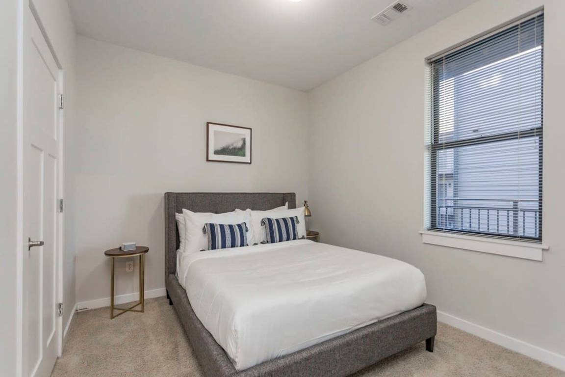 Ferienwohnung ∙ 2 Schlafzimmer ∙ 6 Gäste - Nashville, TN