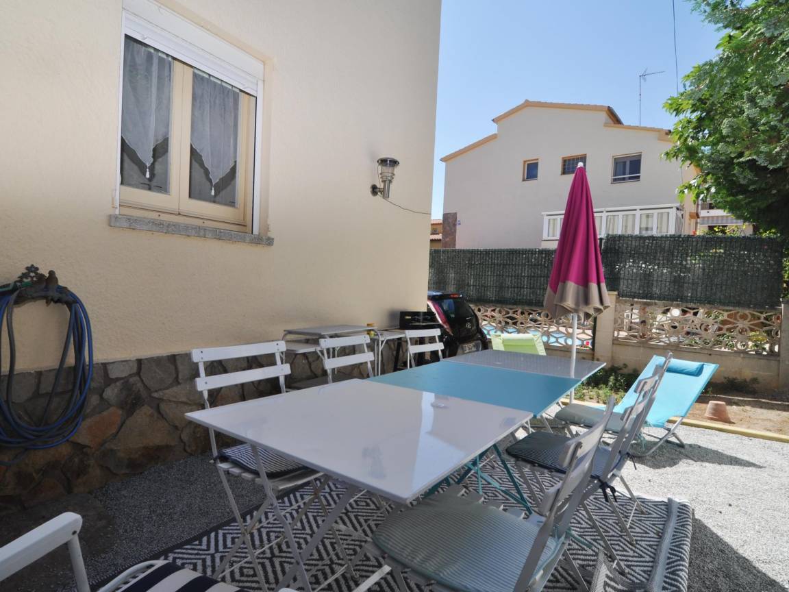 80 M² Appartement ∙ 3 Chambres ∙ 7 Personnes - L'Escala